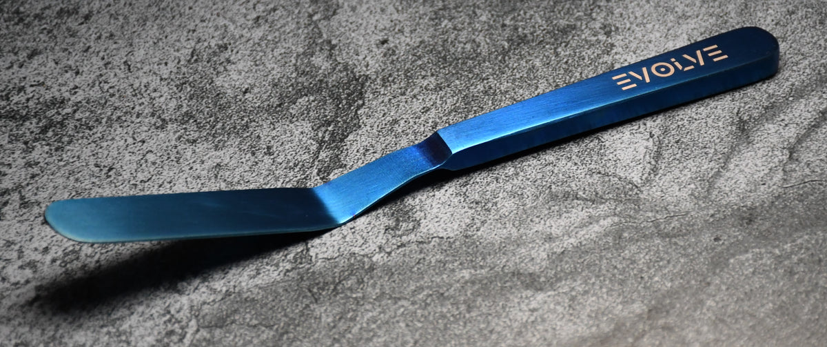 Offset Solid Spatula – EvolveCulinary
